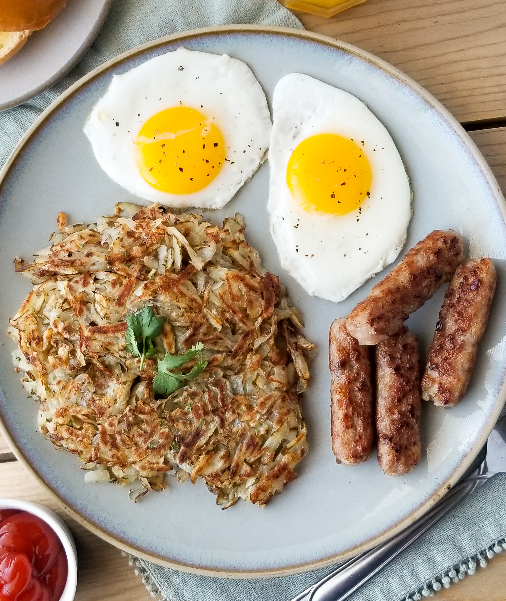 Restaurant Style Hash Browns - Amanda Cooks & Styles