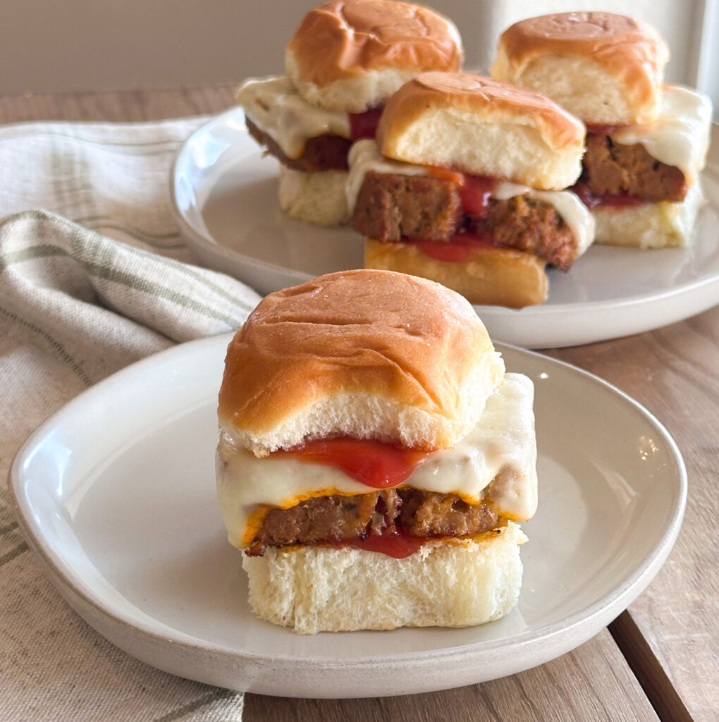 Meatloaf Sliders - Amanda Cooks & Styles